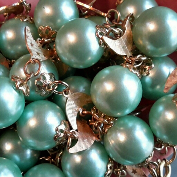 Jewelry | So Pretty Green Faux Pearl Chain Necklace | Poshmark